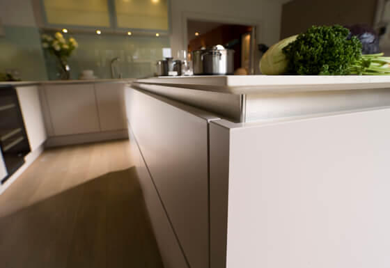 Creating the perfect handleless kitchen